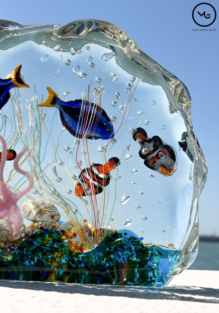 Dory Nemo - Half-Moon Aquarium In Submerged Murano Glass - Made Murano ...